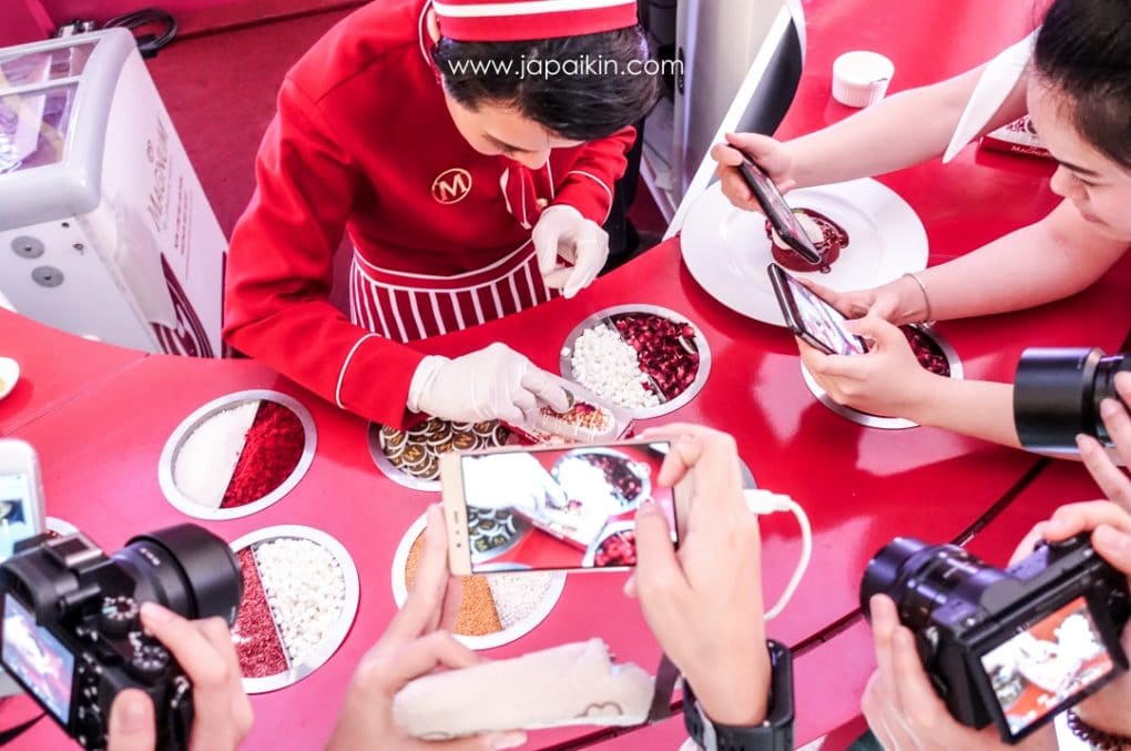 Magnum Red Velvet ไอศกรีมรสใหม่จากแม็กนั่ม หอมหวานมัน อร่อยครบรส ...