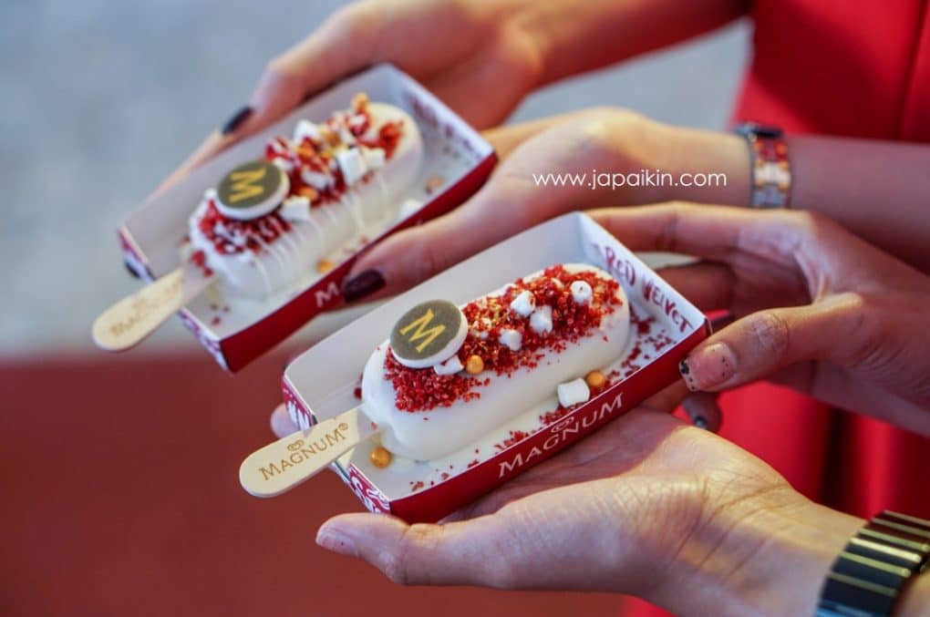 Magnum Red Velvet ไอศกรีมรสใหม่จากแม็กนั่ม หอมหวานมัน อร่อยครบรส ...